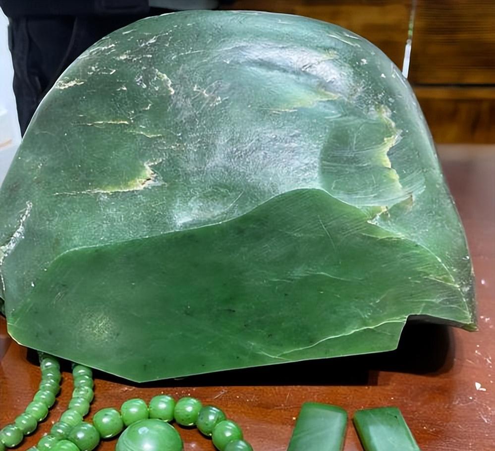 The jasper that the Xianning girl collected for 5 years was bought by a ...