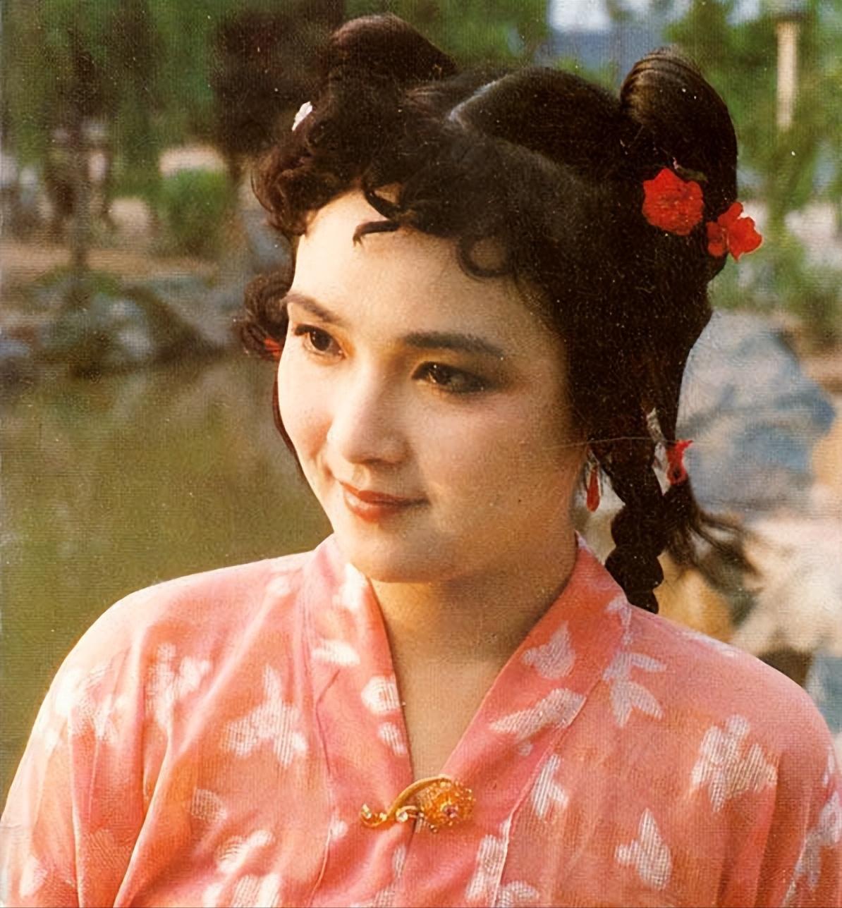 Why does Mother Jia like Xue Baoqin?After thinking about it, she is ...