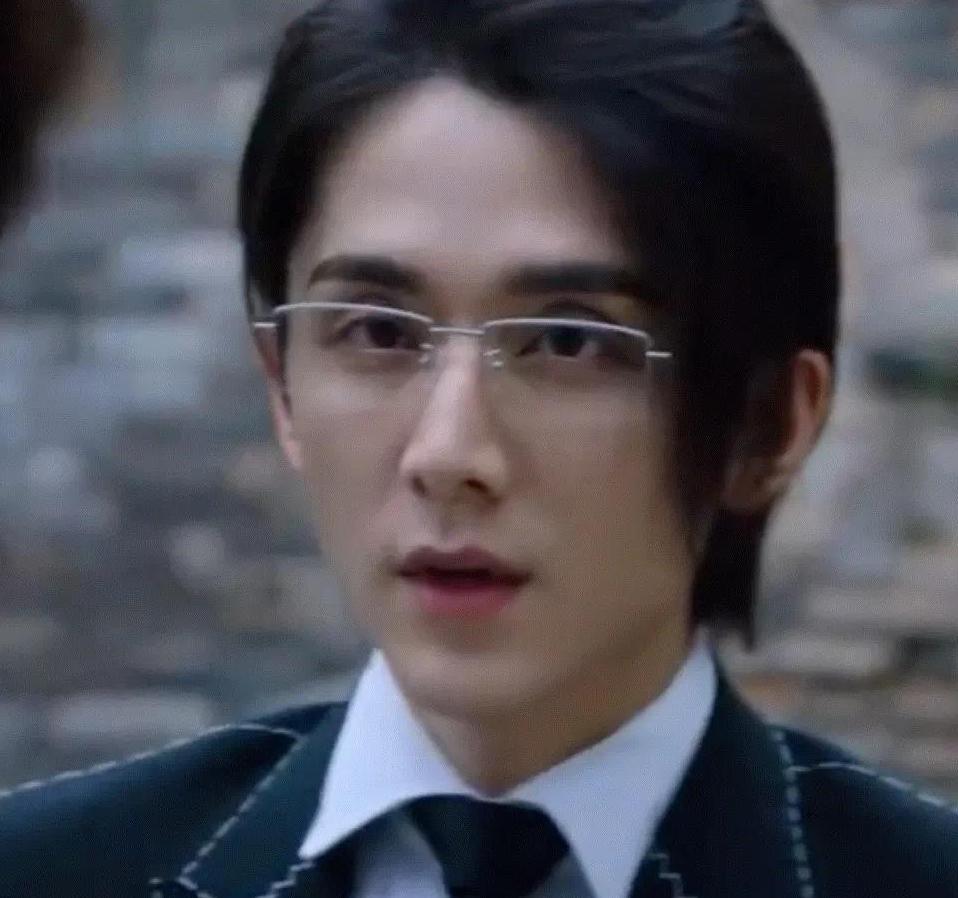 "Zhang Gongan" and "Silent Reading" have been broadcast one after ...