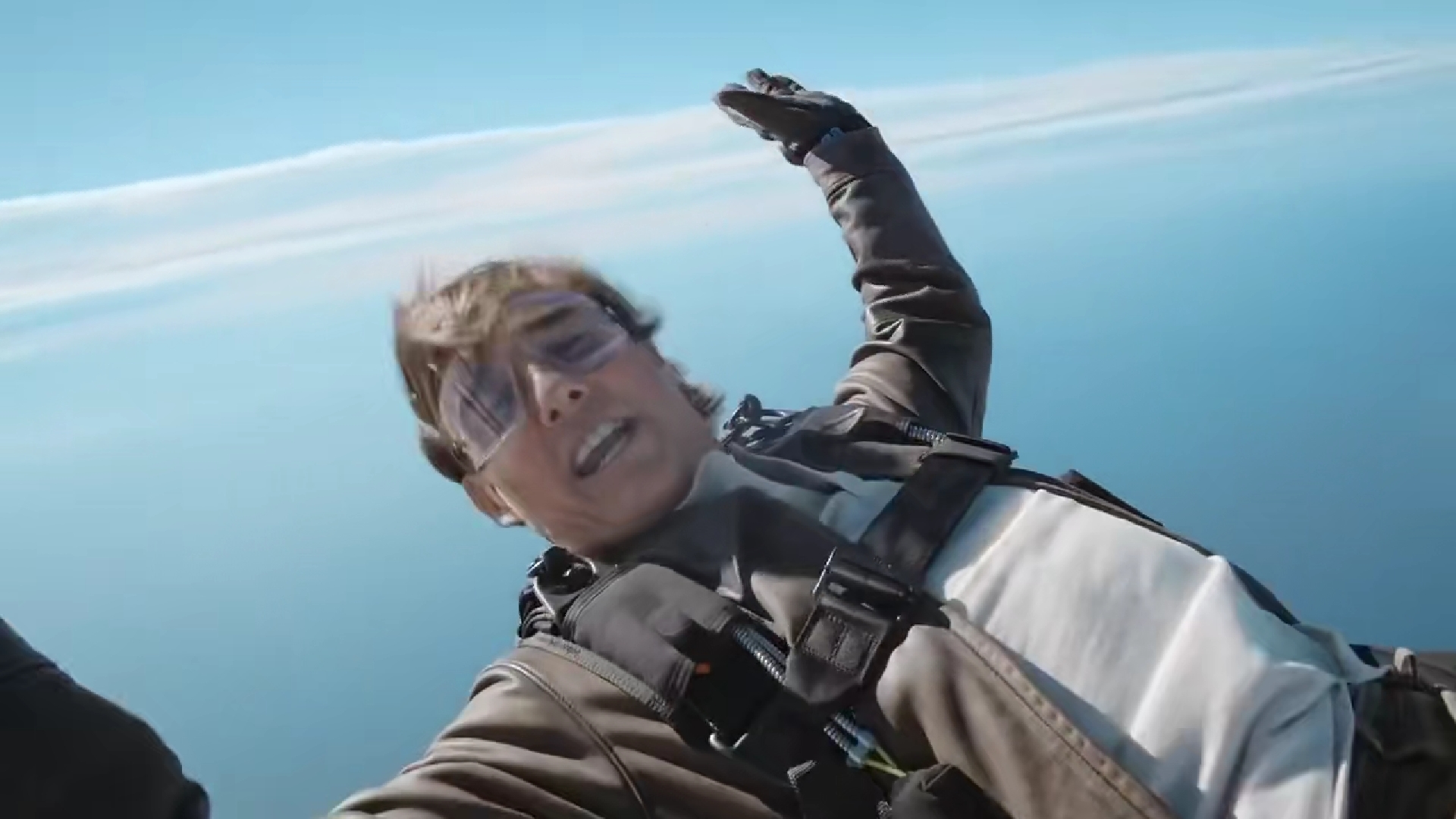 60-year-old Tom Cruise is here to kill again!High-altitude jumping, 360 ...