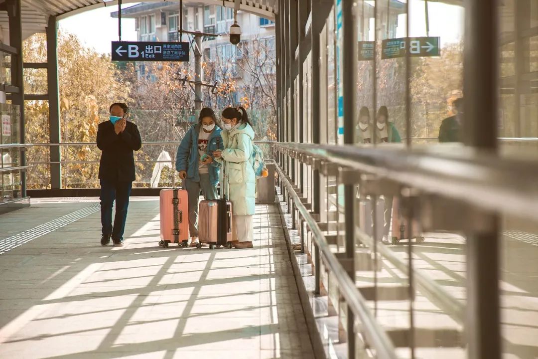 Wuhan dialect is disappearing - iNEWS
