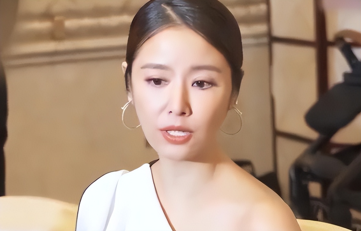 Lin Xinru, who was scolded for "getting out of China", finally paid the price for her "arrogance ...