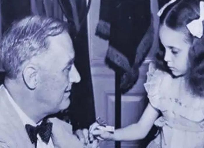 The first female prophet in the United States, once predicted the life ...