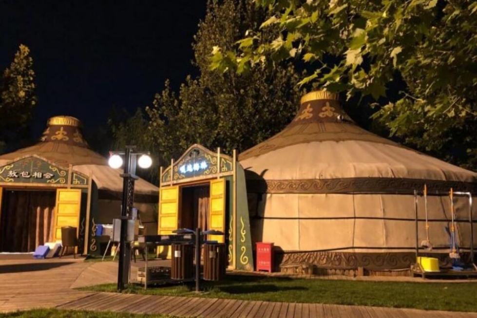 A Mongolian restaurant away from the hustle and bustle of the city in ...