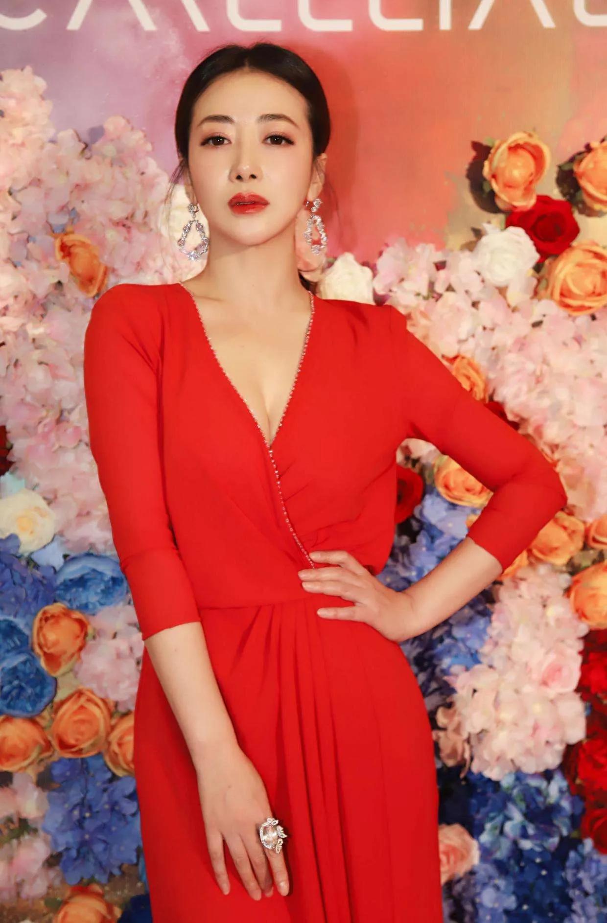 Chen Zihan's beautiful photos - iNEWS