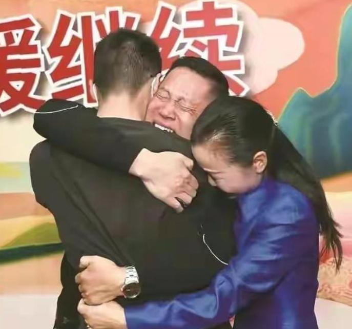 Sister Sun Zhuo called her biological parents "uncle and aunt", and Sun ...