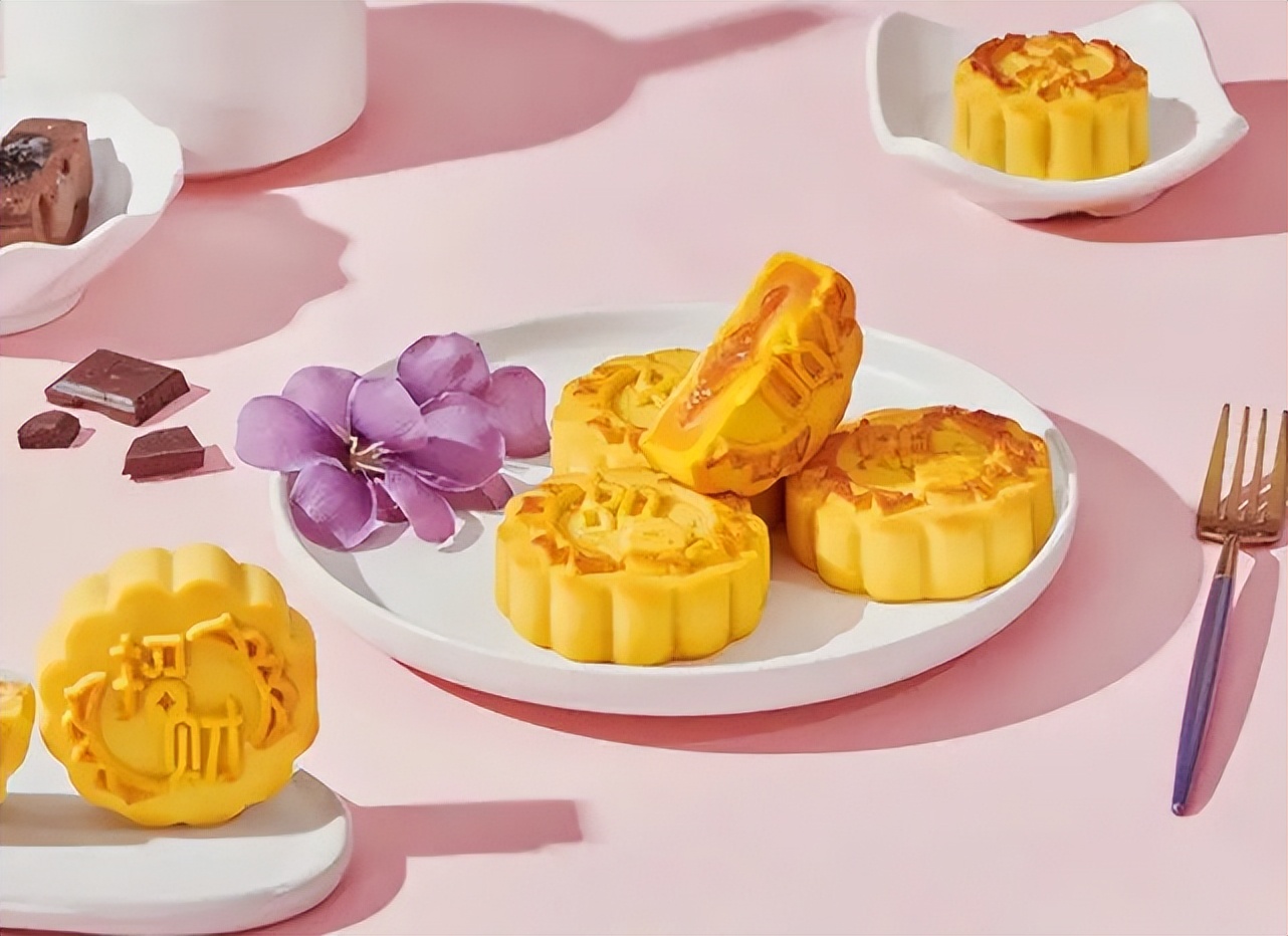 Mid-Autumn Festival - Mooncakes are delicious, but eat them carefully ...