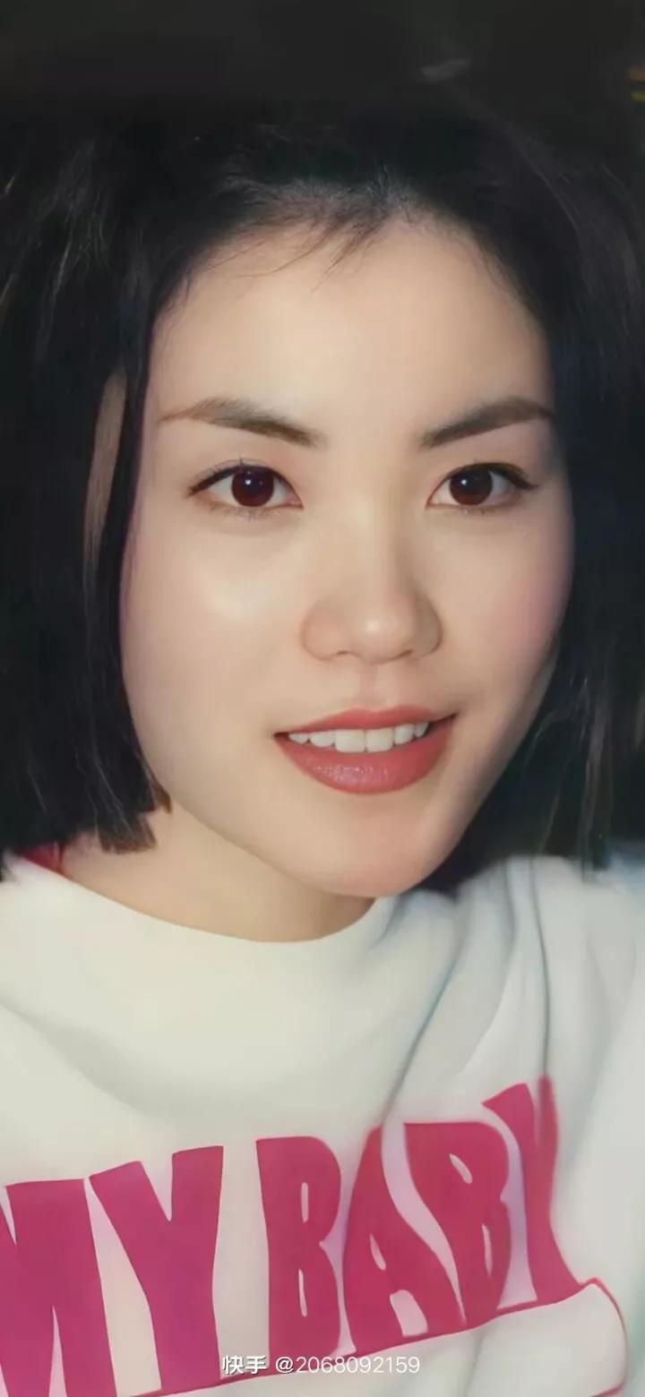 Beauty queen and singer Faye Wong - iMedia