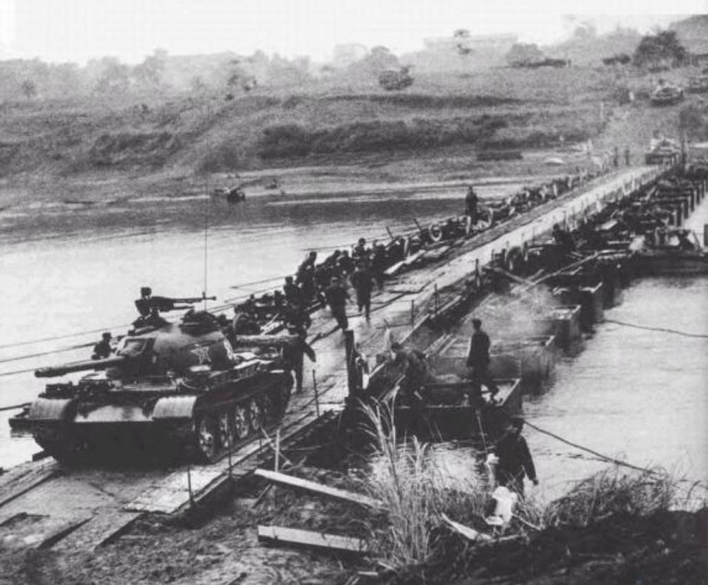 China's most ruthless foreign war, tanks and artillery pressed the ...