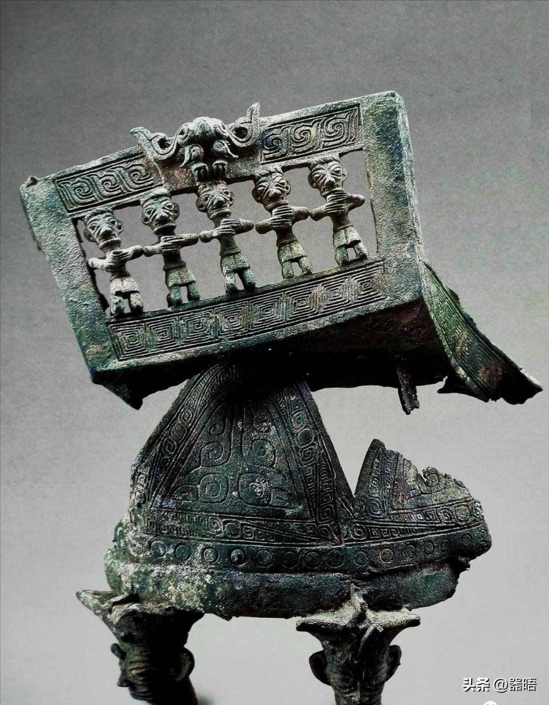 Are there Hu people in the bronze statue of Sanxingdui? - iNEWS