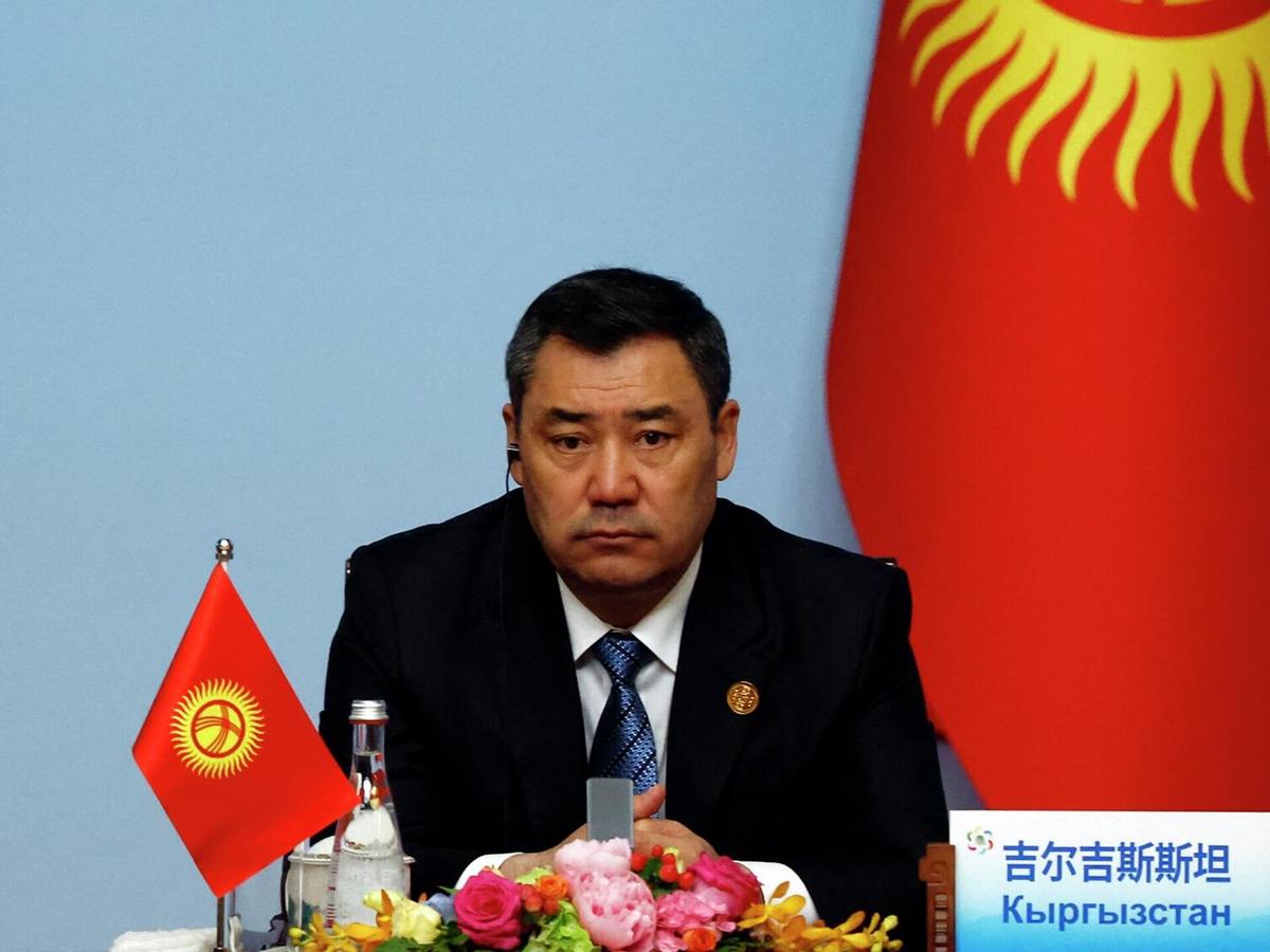 The mines buried by the United States exploded ahead of schedule in ...