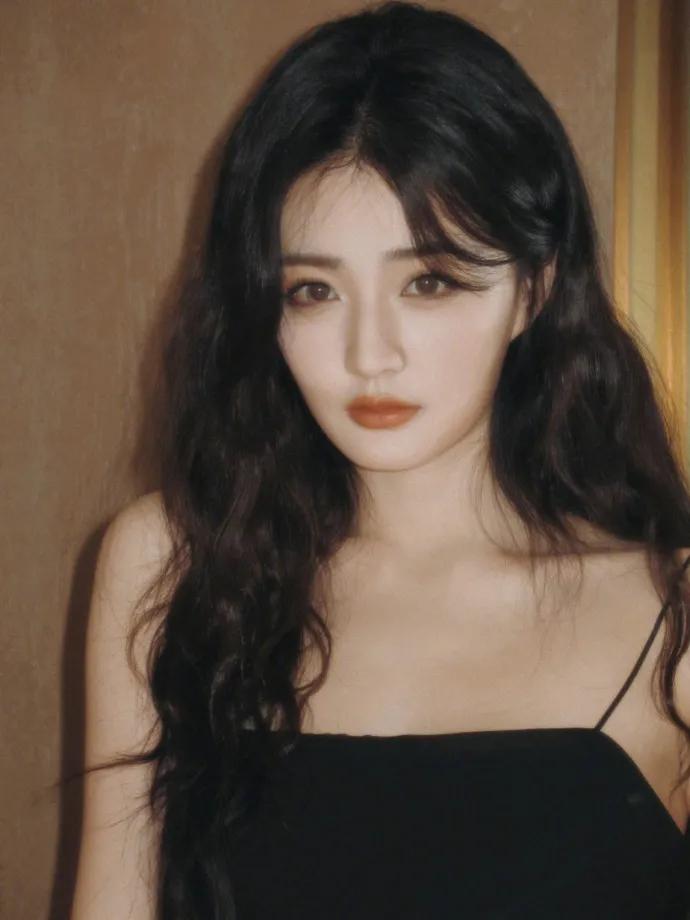 Xu Lu-Sexy photo shoot at the hotel, every shot is a blockbuster - iNEWS