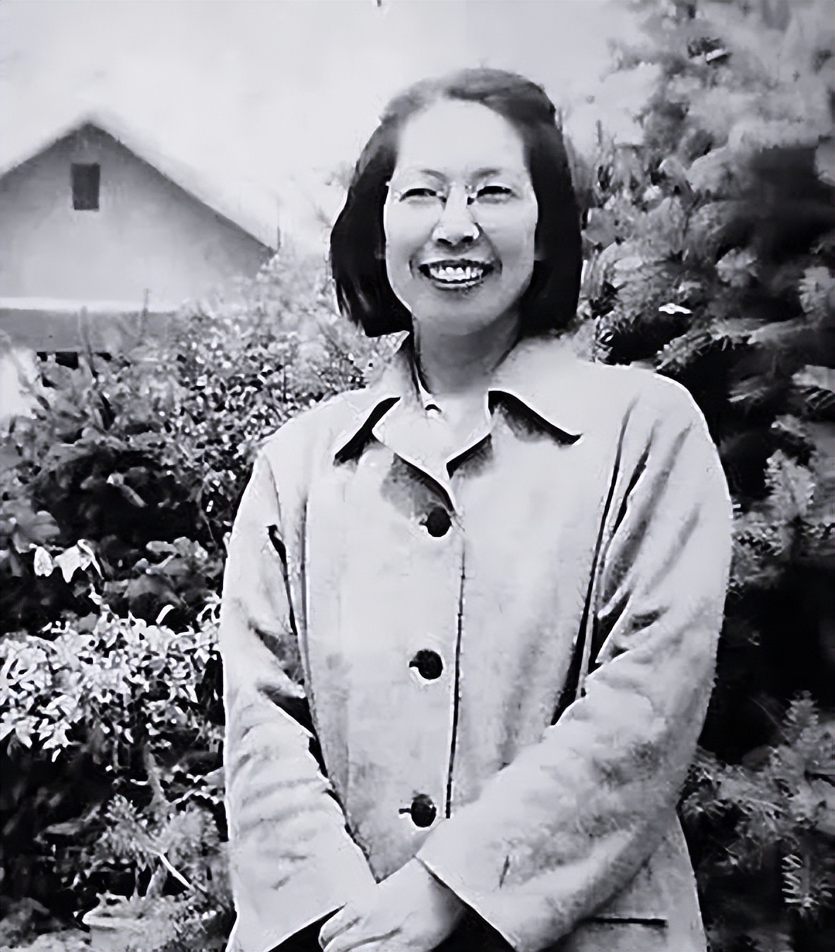 Mo Ye, the lyricist of "Ode to Yan'an", once had a son with Shen Zui ...