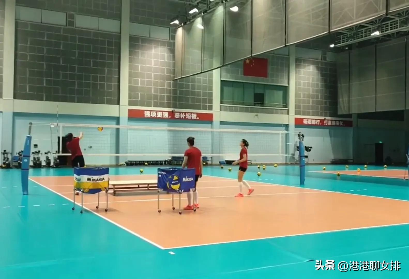 The Chinese women's volleyball team is very casual. Diao Linyu and Yu ...