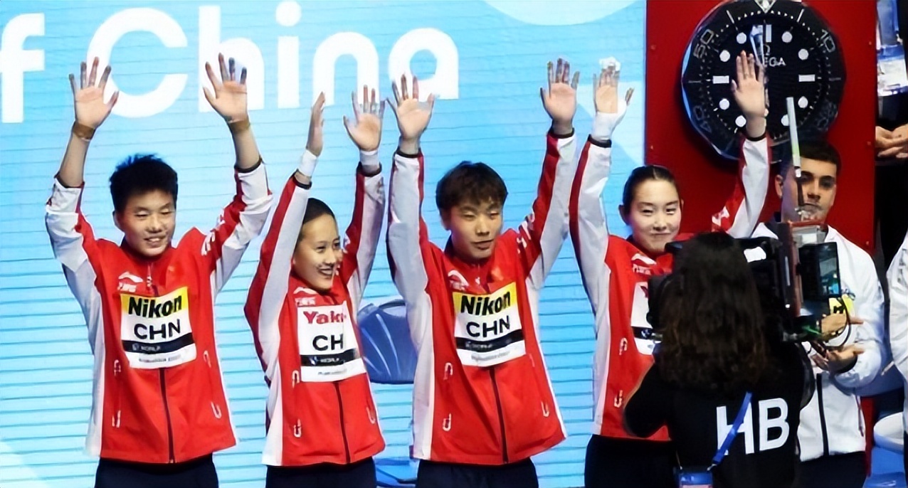 Behind Zhang Minjie and other diving champions? Zhang Minjie's family ...
