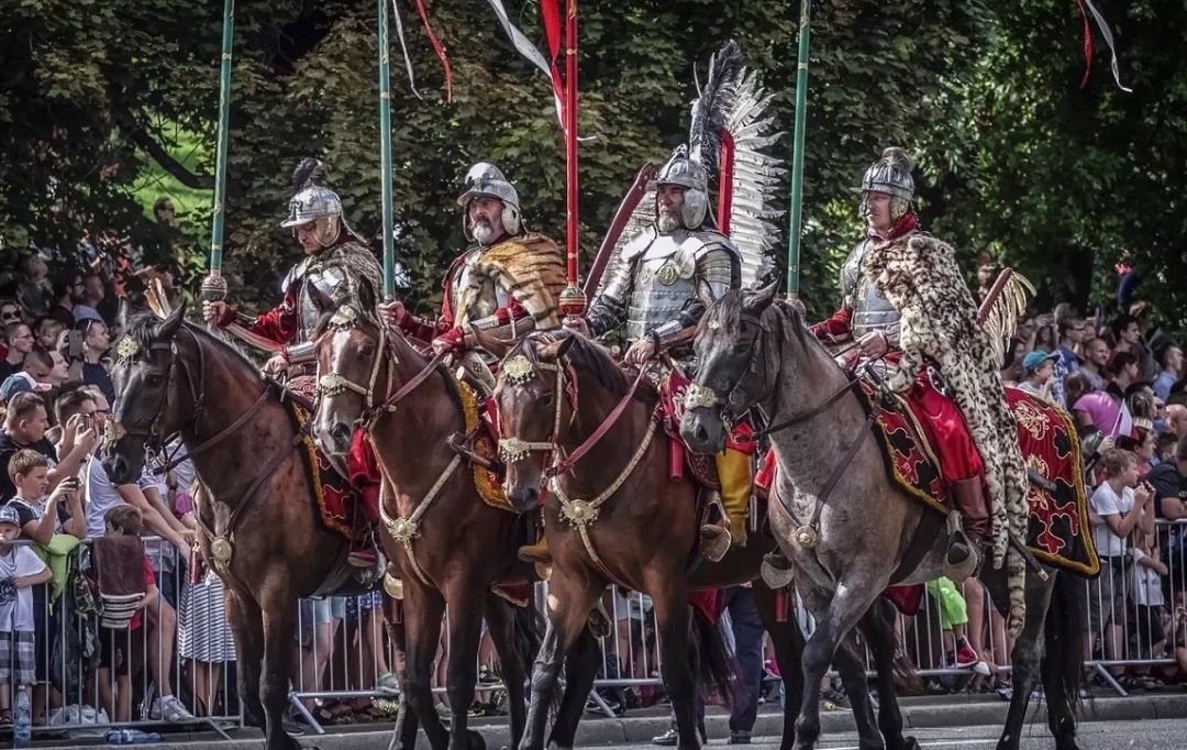 How did the coordinated tactics of cavalry and infantry develop from ...