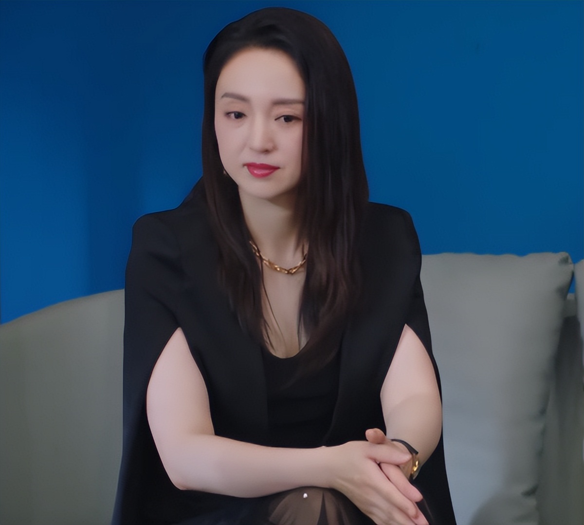 "A Covenant of a New Residence" is on the air, Wang Ou is glamorous, Dong Xuan is bloated, and ...