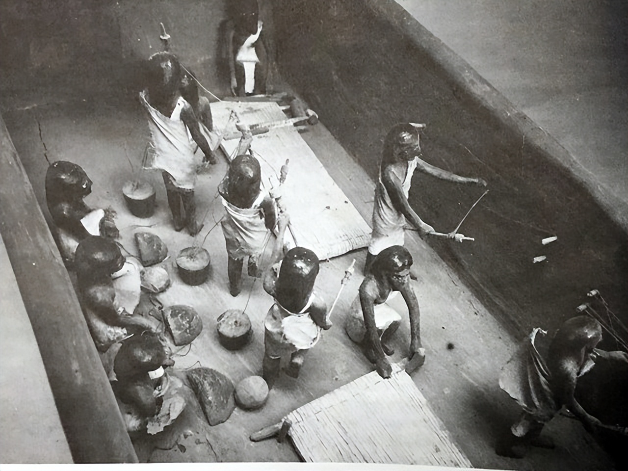 The development history and influence of the handicraft industry and ...