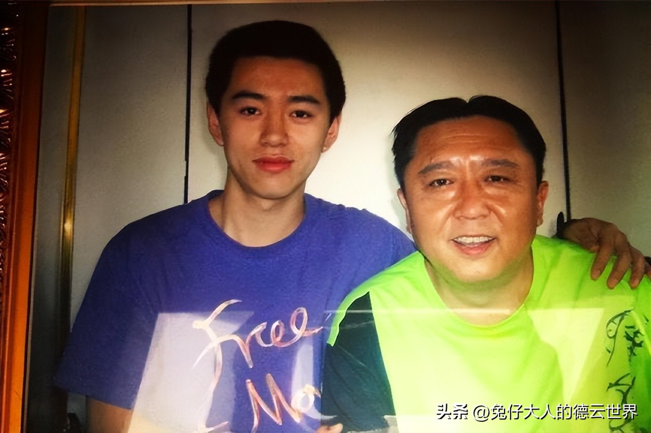 Feng Zhaoyang ushered in his 38th birthday, chatted with his partner to ...