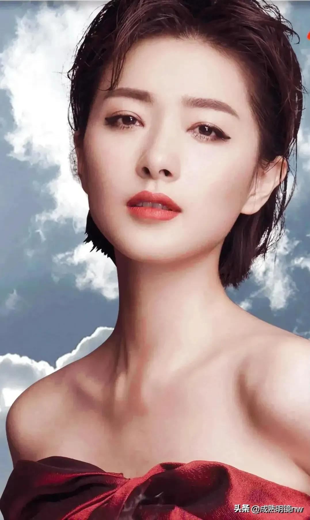 Elegant, capable and free-spirited Wan Qian, charming portrait photos ...