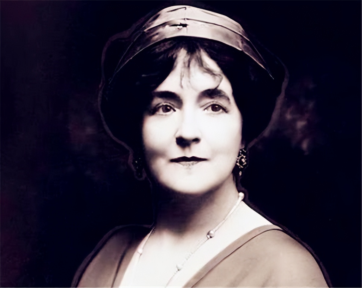 The documentary "Titanic" is popular all over the world, but few people ...