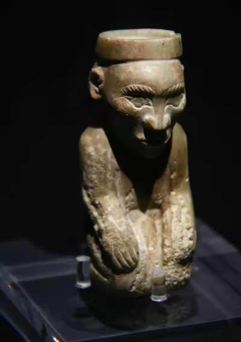 The name of the first female ancestor of the Shang Dynasty was not ...