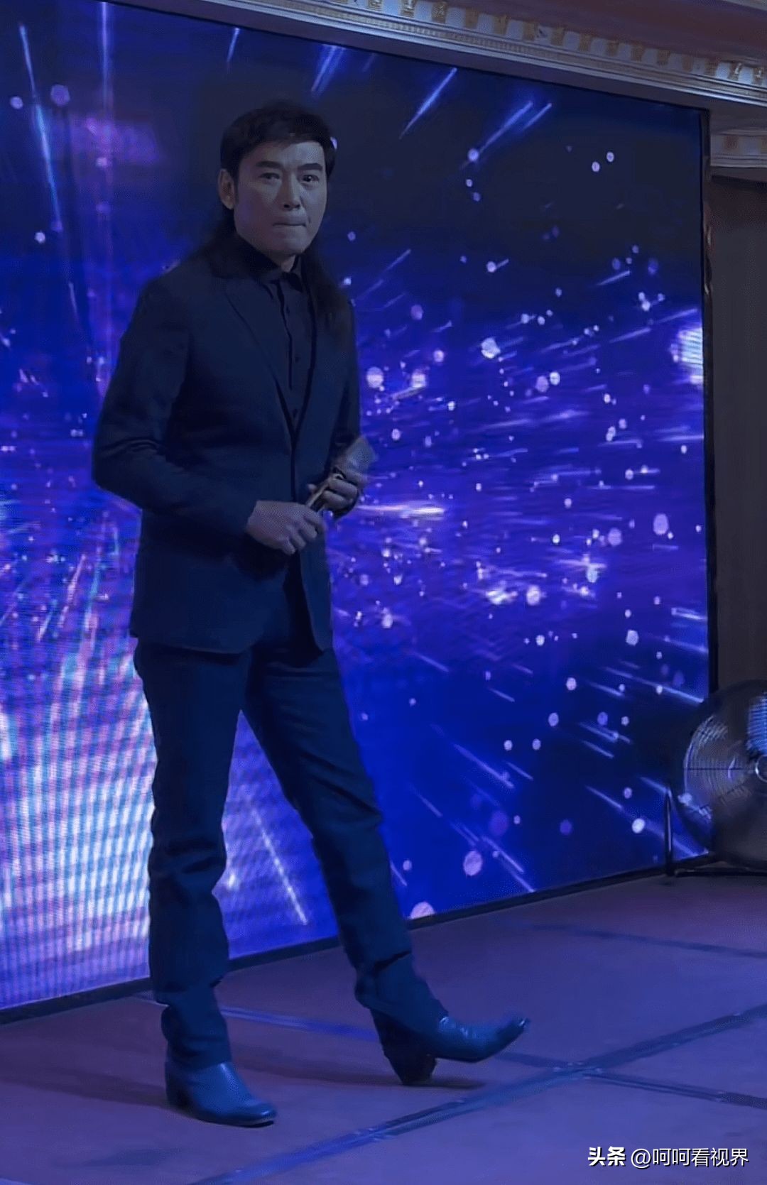 Remember Li Xunhuan from "Little Li Flying Knife"? Now 55 years old, Jiao Enjun is still ...