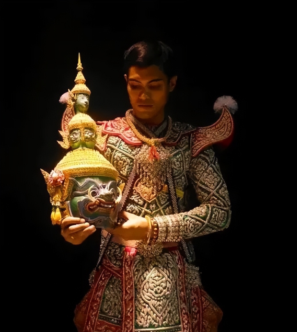 Kong opera is not only a continuation of tradition, but also an ...