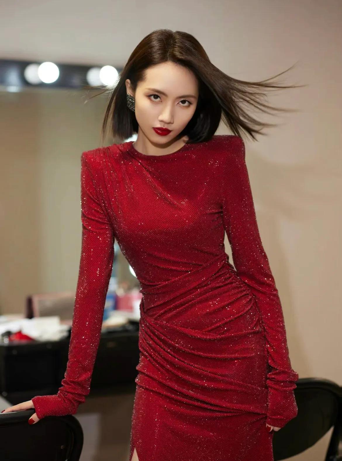 Liu Xijun is so beautiful - iNEWS