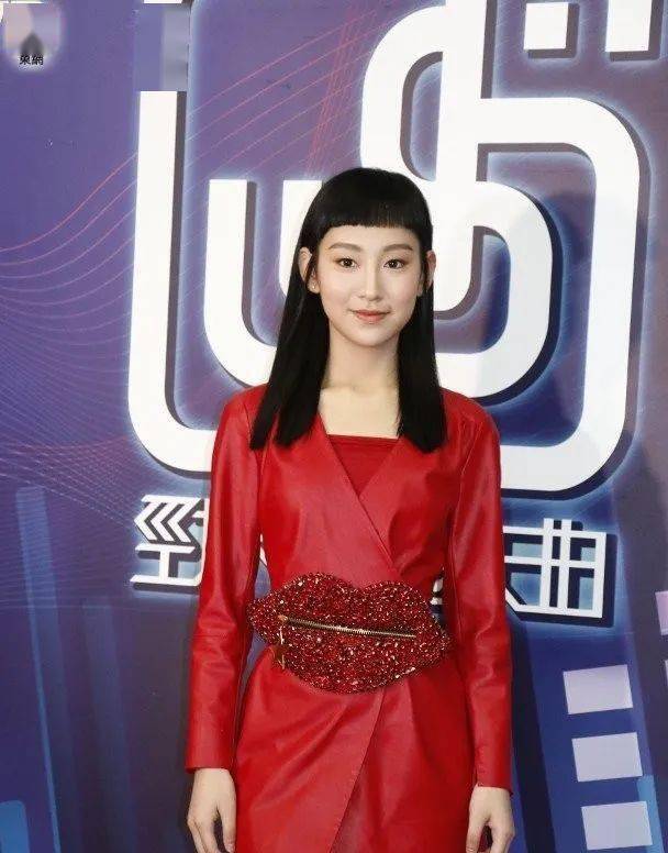 19-year-old Hong Kong singer Yan Mingxi leaves after contract expires ...