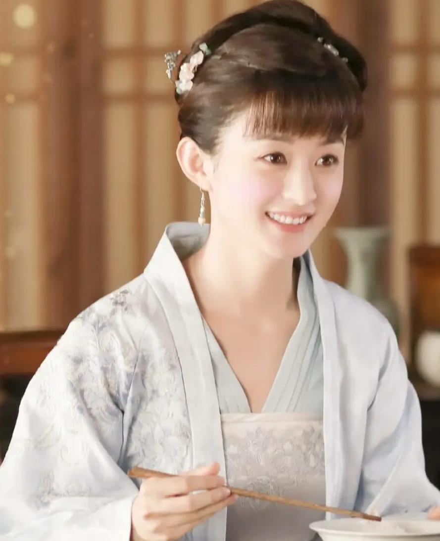 Hong Kong star Ren Dahua lost contact during filming, Zhao Liying's ...