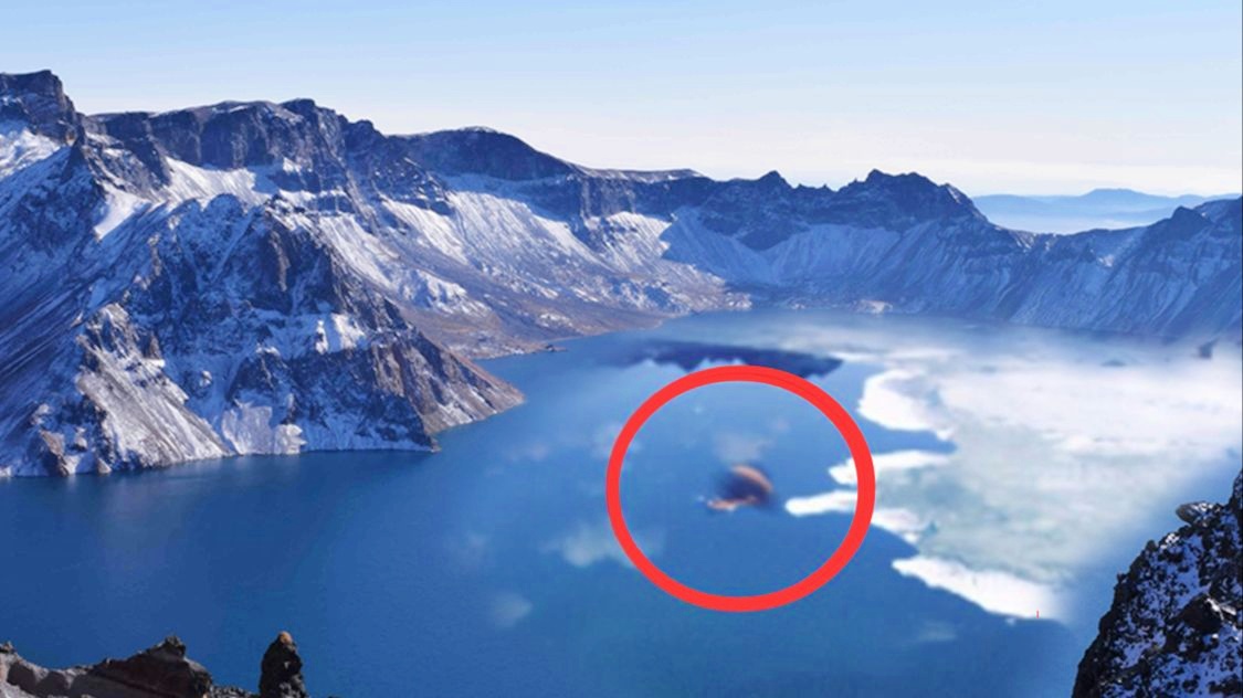 Changbai Mountain Tianchi Water Monster - iNEWS