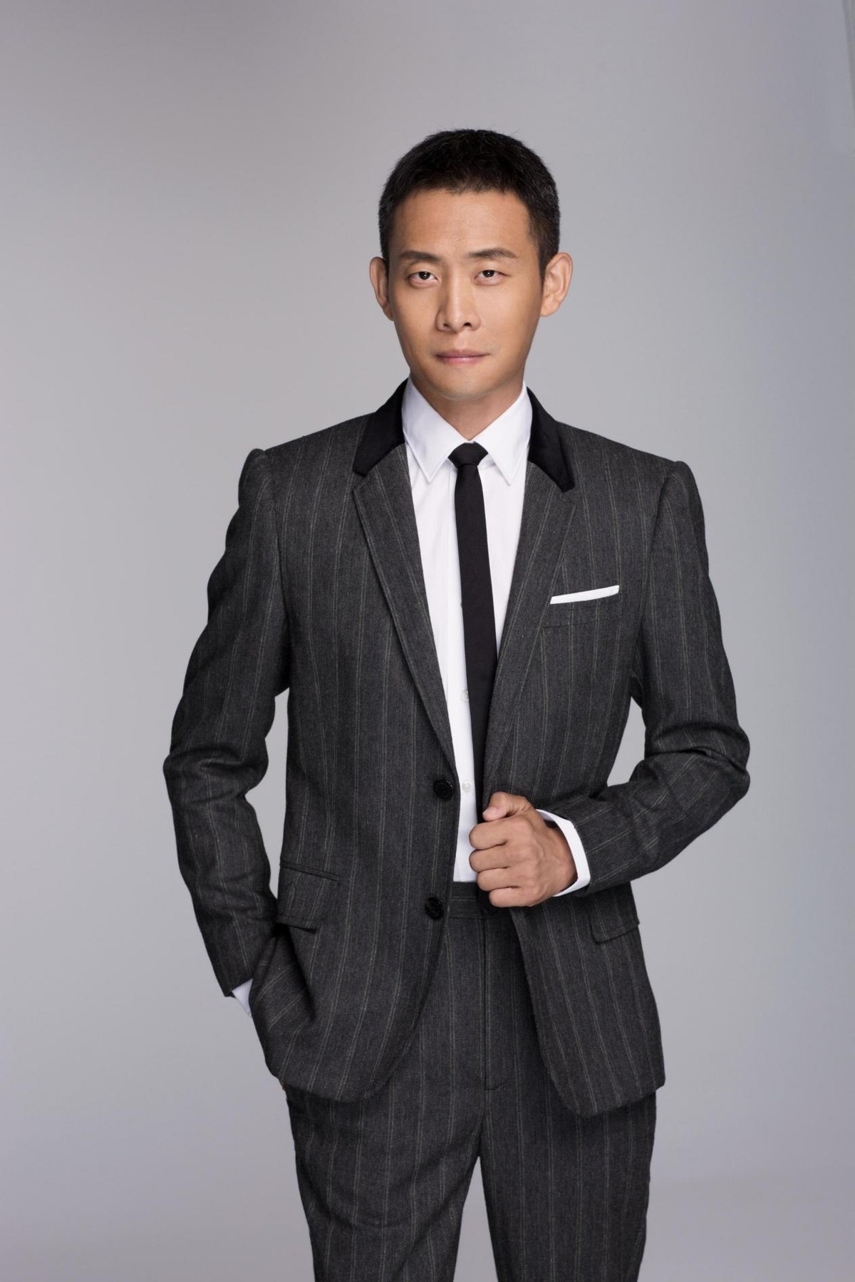 Zhang Yi, the double-star film star, has guarded his vegetative ...
