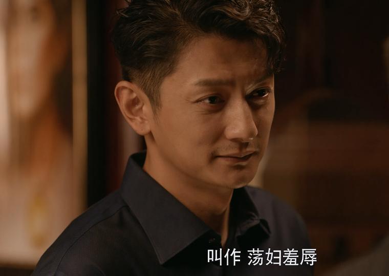 Only broadcast 4 episodes, and won the first place in the soaring list ...