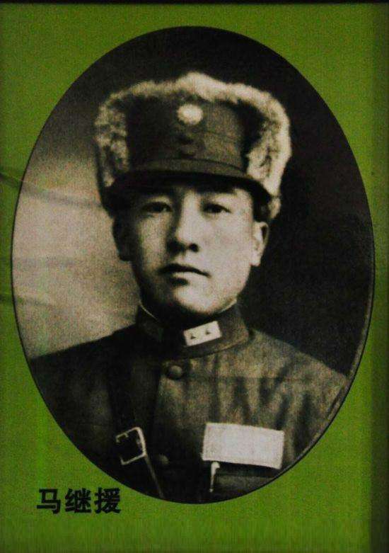 The elites of the Ma Jiajun defended the narrow pass, boasting that ...