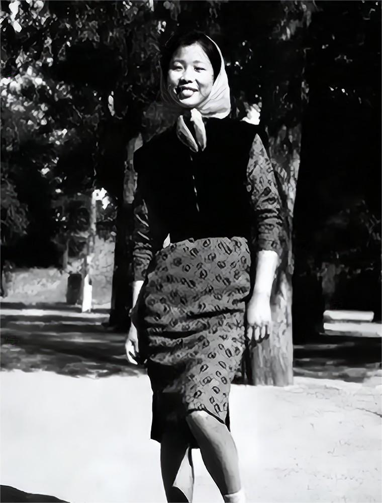 Liang Sicheng remarried Lin Zhu, who was 27 years younger. The 10-year marriage was full of ...