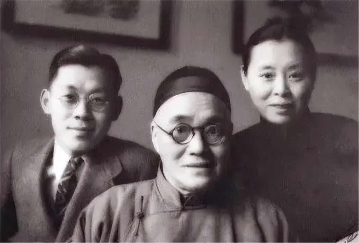 Zhang Youyi passed away peacefully at the age of 88. The tombstone was ...