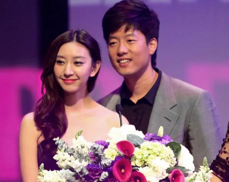 After watching Yao Chen and Ling Xiaosu 11 years later, I realized that ...