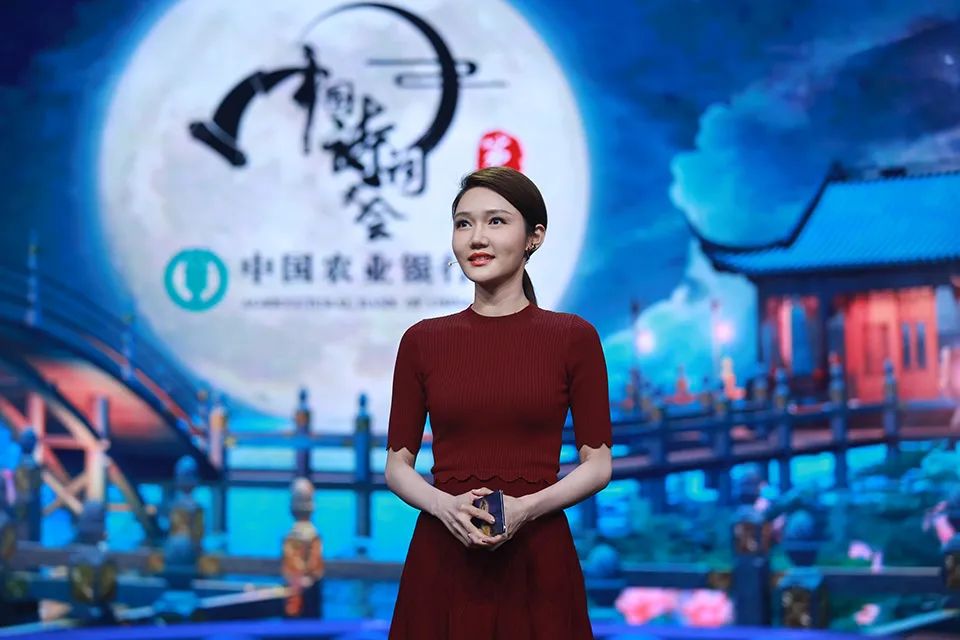 The host of the Spring Festival Gala is announced!Hunan girl reappears ...