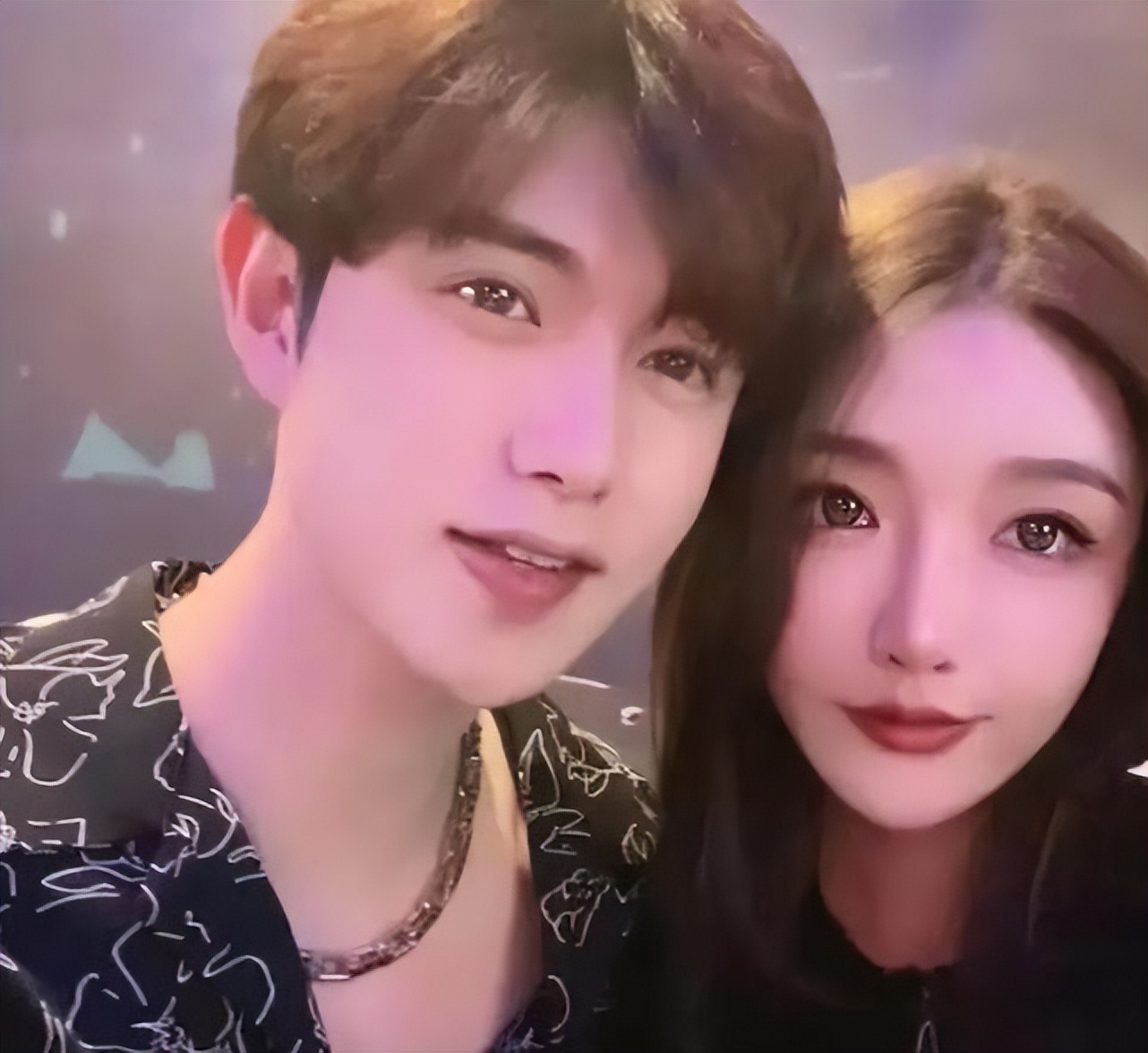 Lin Qiqi admits that Tong Jincheng is her boyfriend?The eldest brother ...