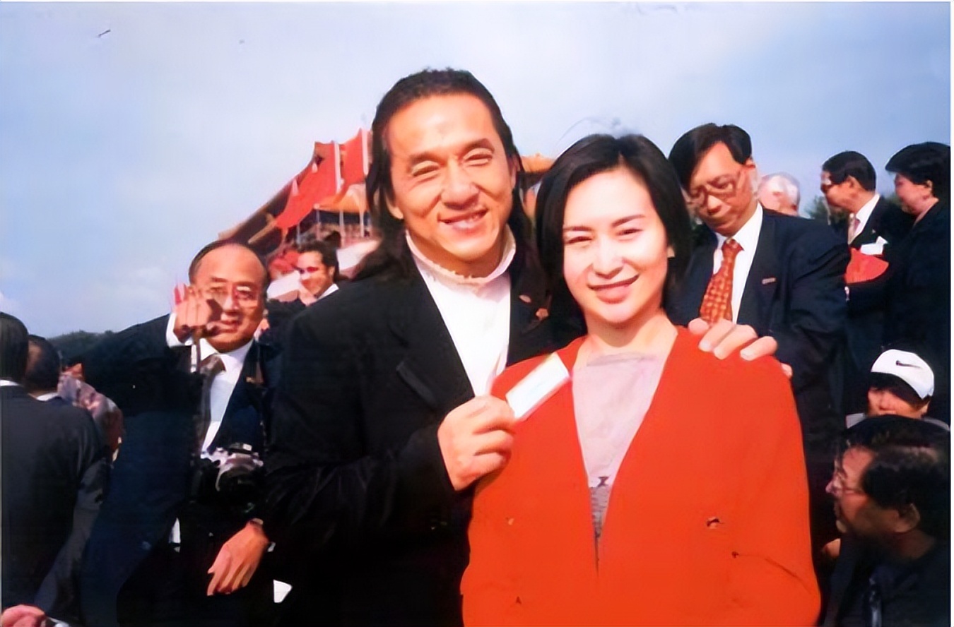 30 years ago, Huang Langwei slapped Anita Mui, and then the two elder ...