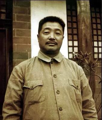 Premier Zhou attended his funeral with illness, cried bitterly and said ...