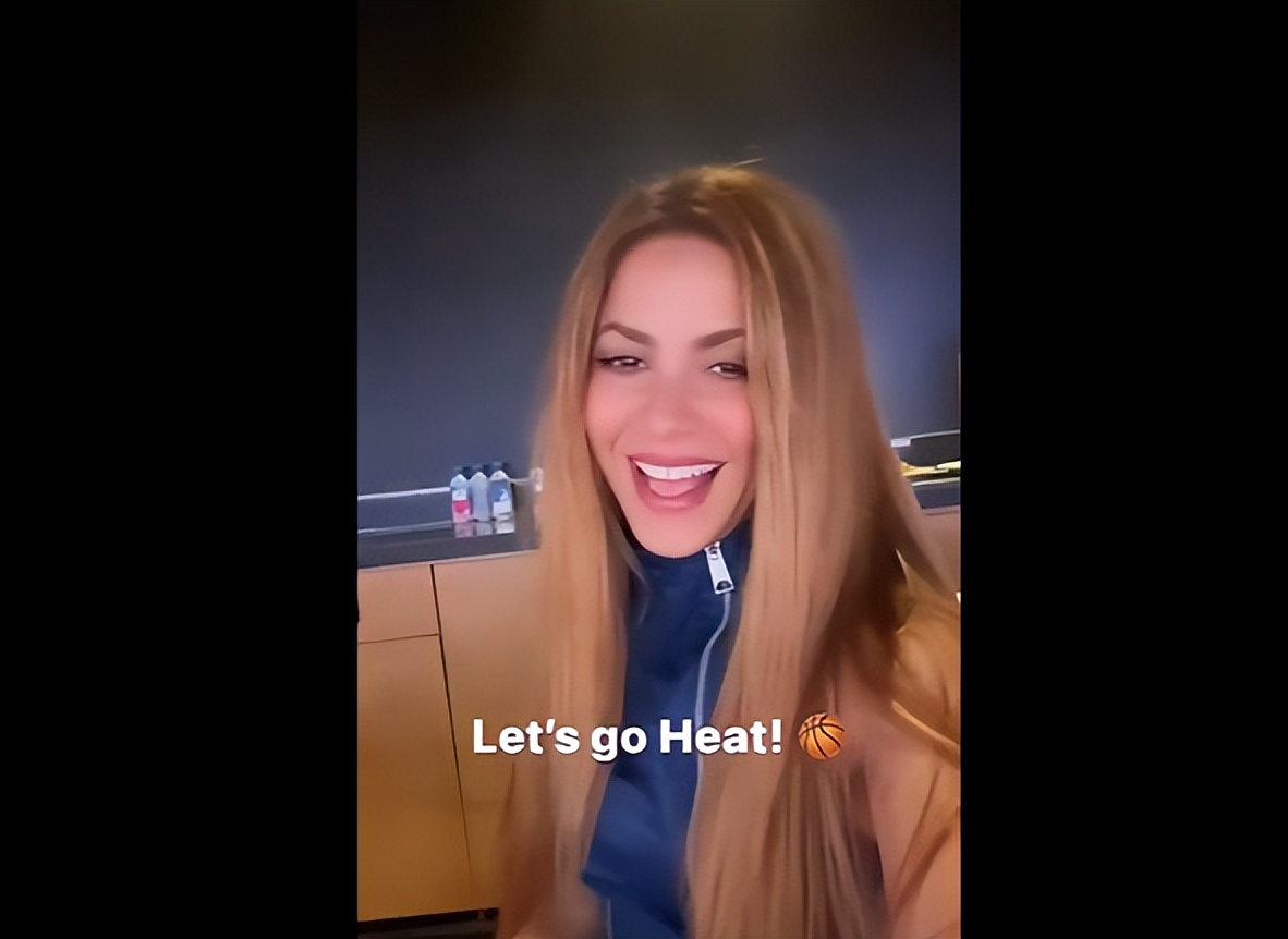 domineering lady killer! Butler interacts with 46-year-old Shakira, and ...
