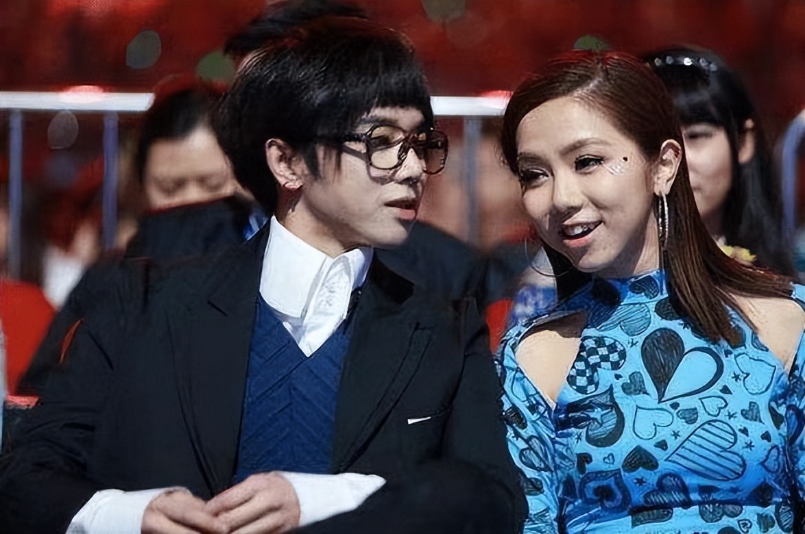 The emotional mystery of 32-year-old Hua Chenyu not only failed Zhang Bichen, but also failed to ...