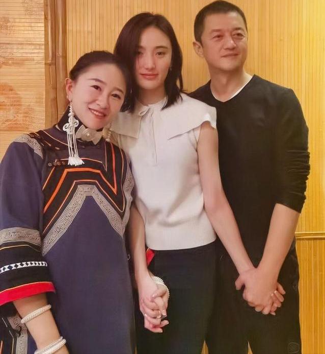 The round-faced floret was framed?Zhao Liying's new drama is stable?Li ...