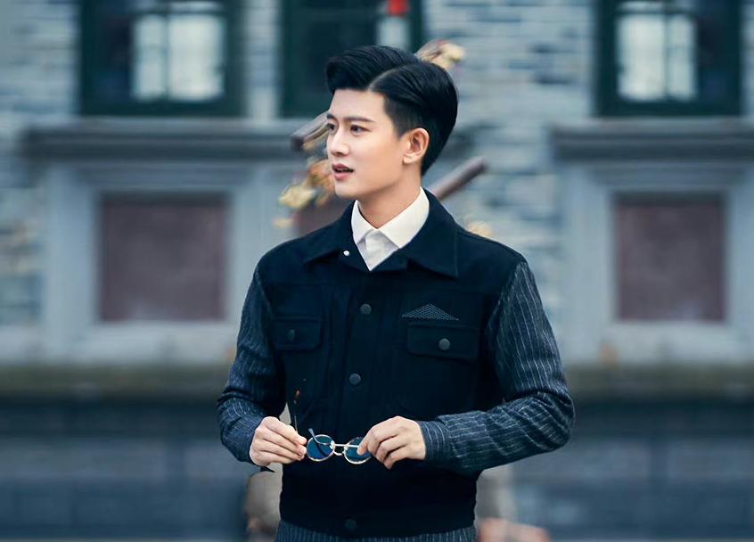 "Peng Dahai" in "Please King" has the face of Wei Daxun, and his acting ...