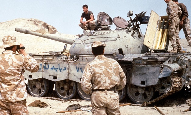 Challenger tanks in the Gulf War and the world's longest kill record ...