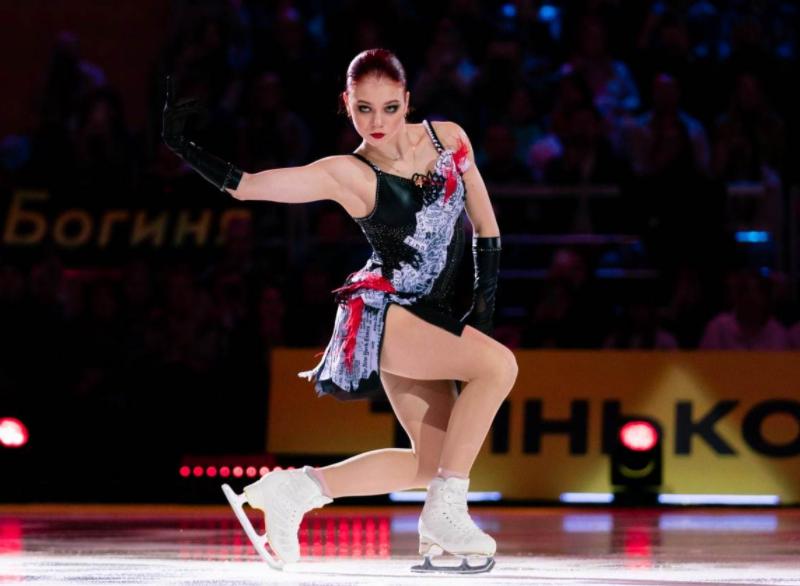 The whole place is boiling!Trusova challenged 3A successfully - iNEWS