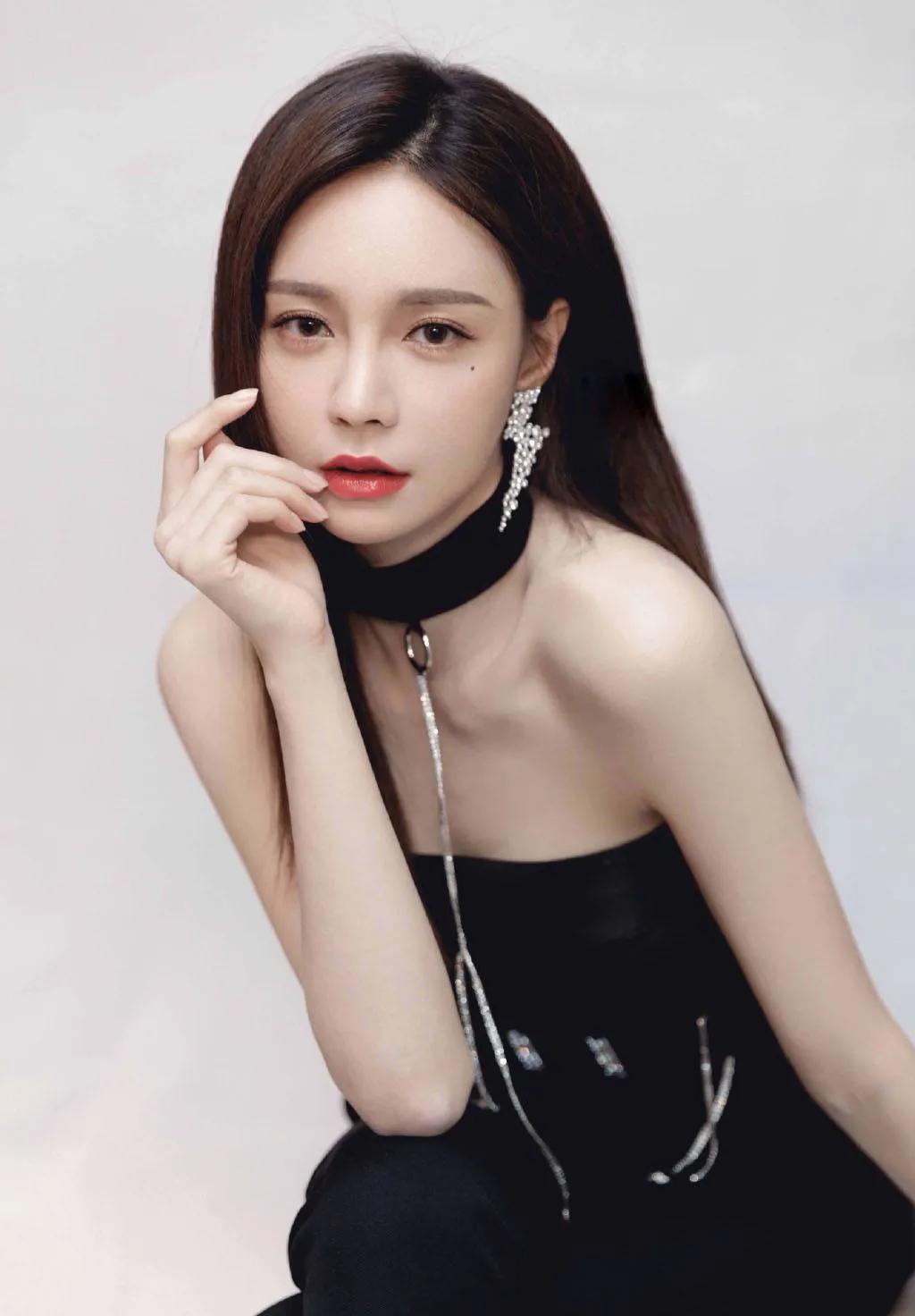 Shen Mengchen: Fresh smile, full of girlishness - iMedia