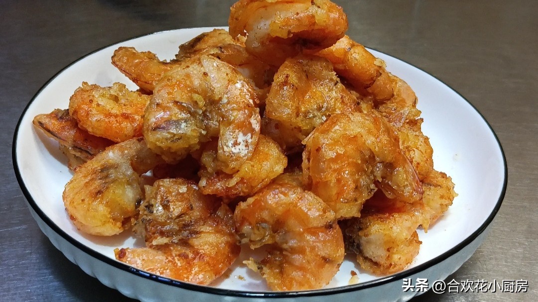 Shrimp is delicious and crispy like this, so delicious that there are ...